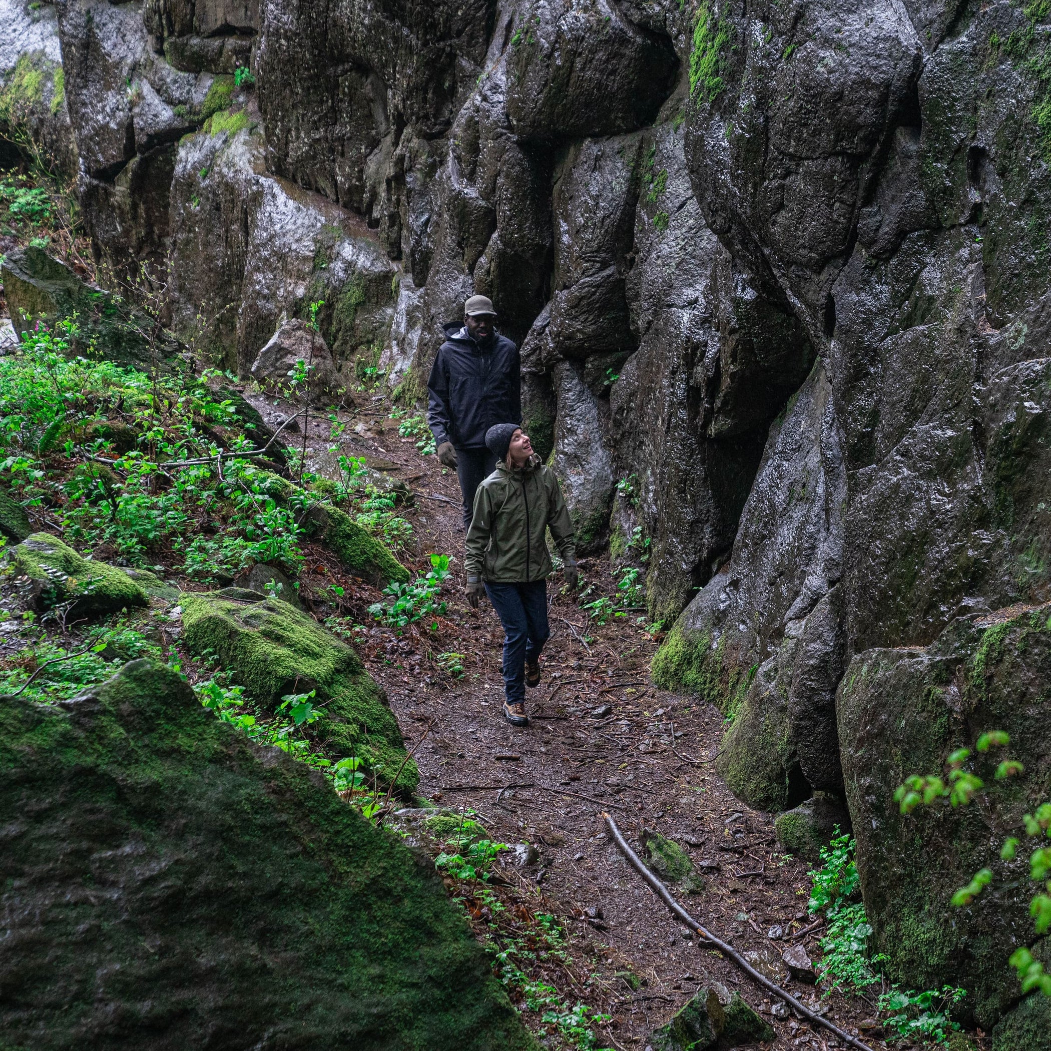 Crosspoint Fall Waterproof Knit Gloves | Showers Pass